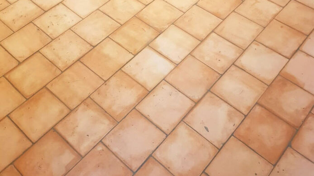 Laying and grouting: Fornace Calandrelli Handcrafted Cotto since 1752